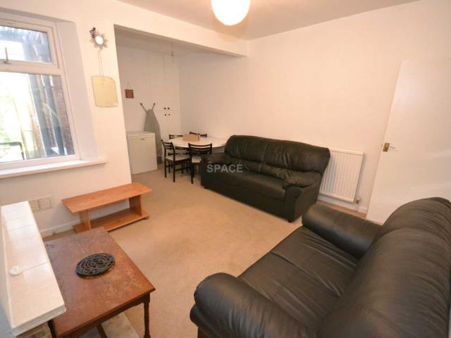 Price £2,875 pcm Available 01/07/2026 Furnished