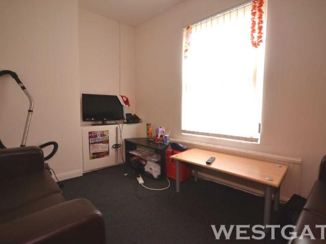 Price £2,800 pcm Available 01/07/2026 Furnished