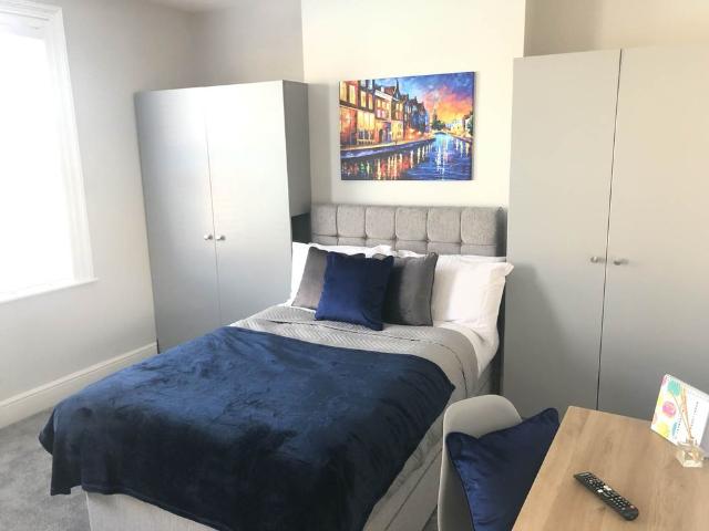 Price £3,900 pcm Available 01/07/2026 Furnished