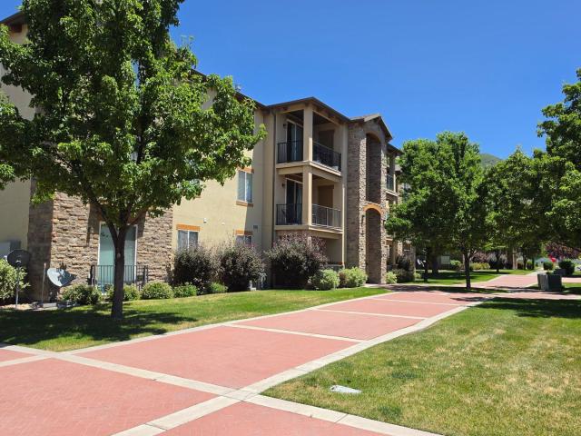 PRICE DROP! Luxury Centerville Stunner!