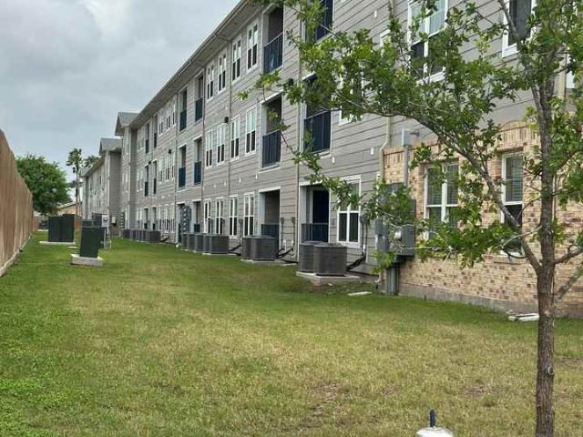 PRICE LOFTS 3 Bedroom Apartment for Rent at 54 S Price Rd, Brownsville, TX 78521