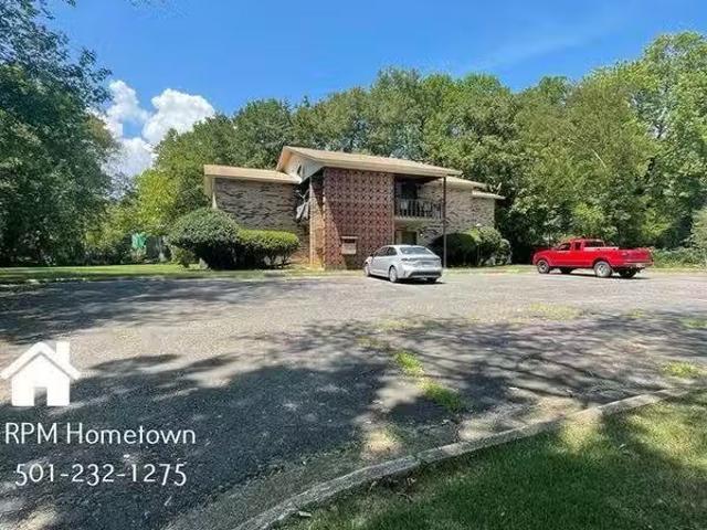 Price Reduced! Water/Trash/Gas, and Pest Control Included! 40.