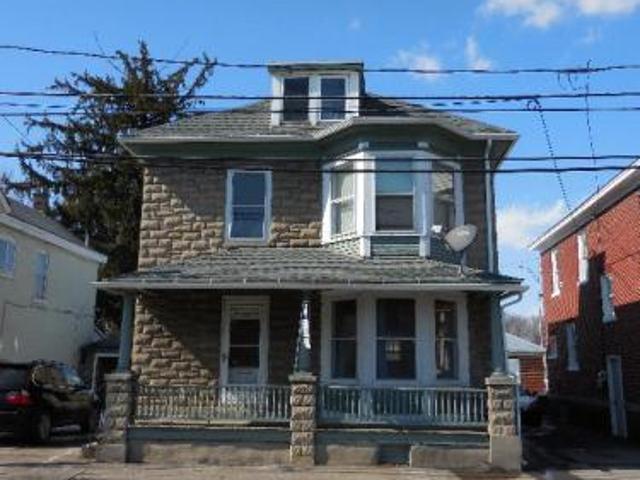 Priced to Sell with beautiful views! 3br for sale in East Chillisquaq, Pennsylvania