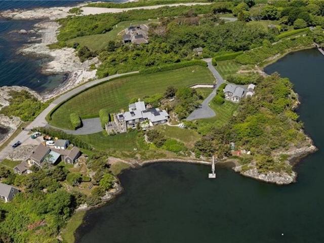 Prices Cove Ave, Newport, Home For Sale