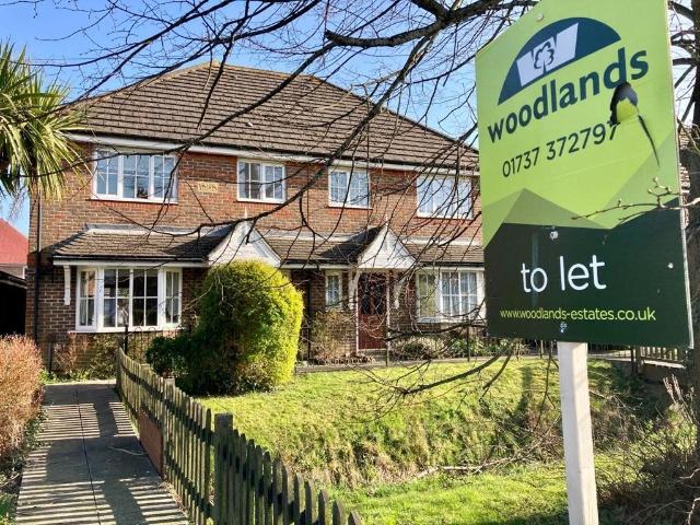 Priestlands Close, Horley RH6, 3 bed semi detached house to rent, £2,000 pcm | PrimeLocation