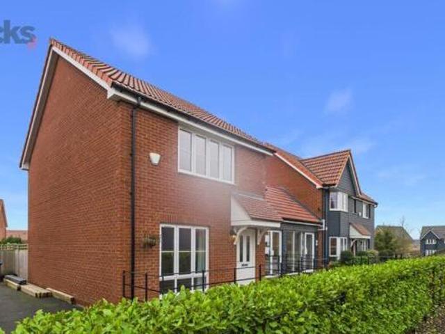 Priestley Drive, Tattenhoe Park, 3 Bedroom Link