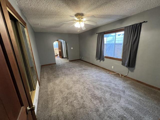 Primary Bed/Bath to sublet