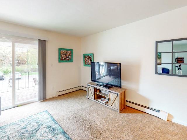 Prime Apartments at Uptown II 2 Bedroom Apartment for Rent at 117 Maple Ave Apt E, Centerville, OH 45459