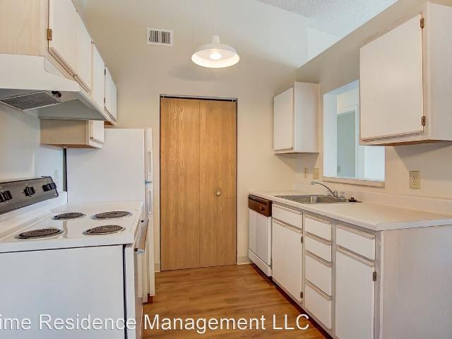 Prime Apartments and Townhomes at Oxford 3 Bedroom Apartment for Rent at 5081 Red Cloud Ct, Oxford, OH 45056