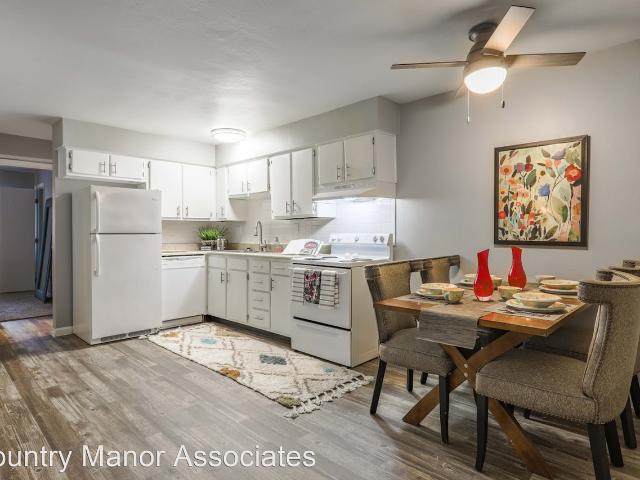 Prime Apartments and Townhomes at Uptown 1 Bedroom Apartment for Rent at 74 West Franklin Street, Centerville, OH 45459