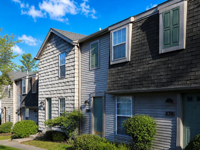 Prime Apartments & Townhomes at Ridgeway 1 Bedroom Apartment for Rent at 2375 Eagle Ridge Dr, Dayton, OH 45459