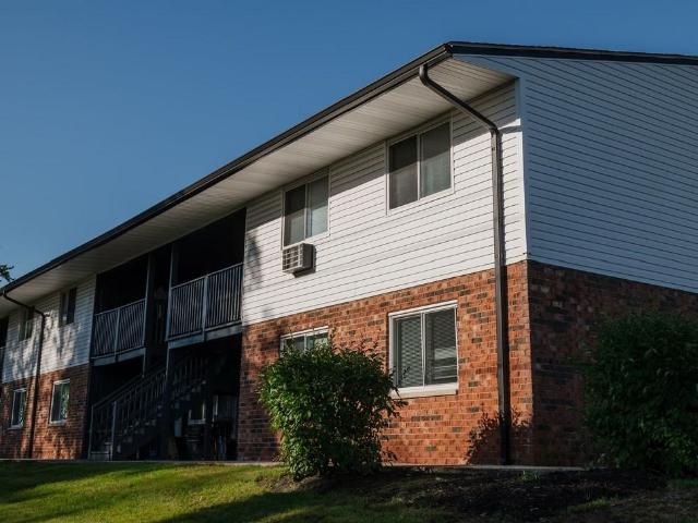 Prime at Laurel Springs 3 Bedroom Apartment for Rent at 18 Old Yellow Springs Rd, Fairborn, OH 45324