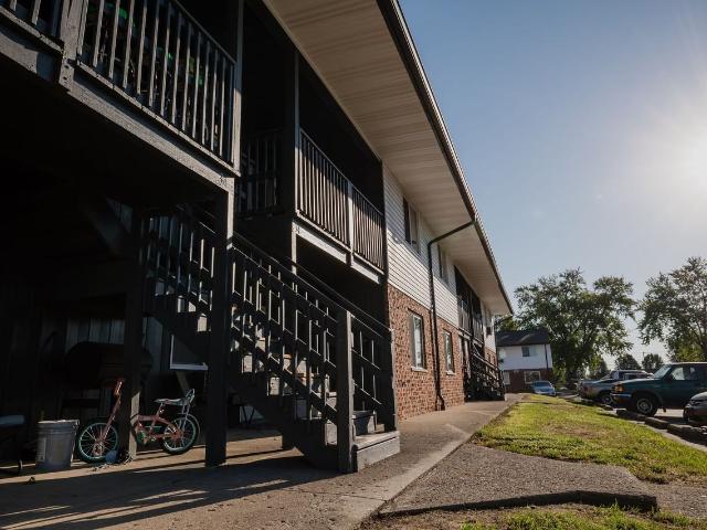 Prime at Laurel Springs 3 Bedroom Apartment for Rent at 18 Old Yellow Springs Rd, Fairborn, OH 45324