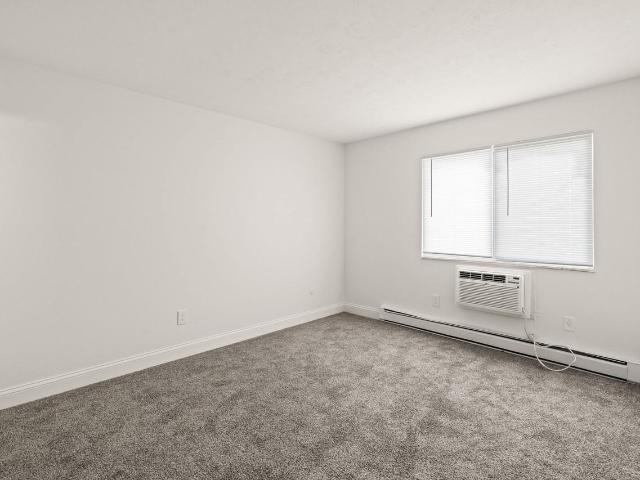 Prime at Laurel Springs 3 Bedroom Apartment for Rent at 18 Old Yellow Springs Rd, Fairborn, OH 45324