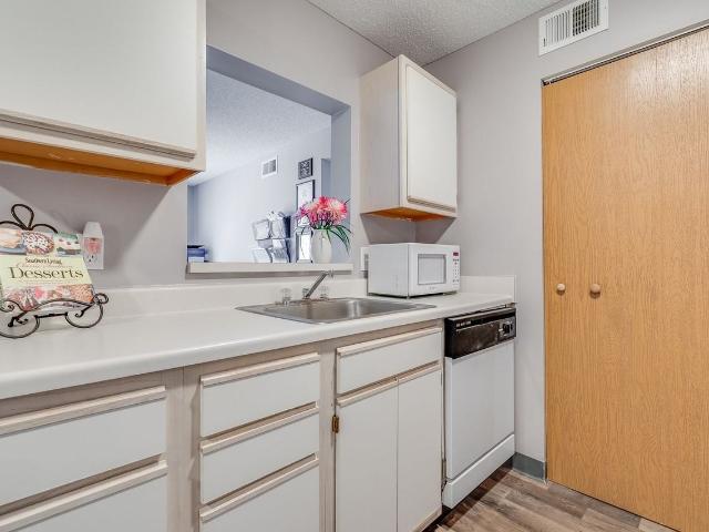 Prime at Oxford 2 Bedroom Apartment for Rent at 5081 Red Cloud Ct, Oxford, OH 45056
