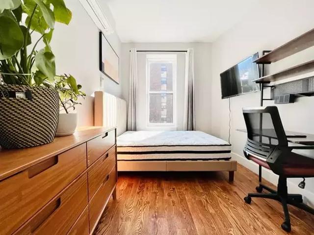 Prime Bedstuy Room, Washer & dryer, AC, 2Bath #310
