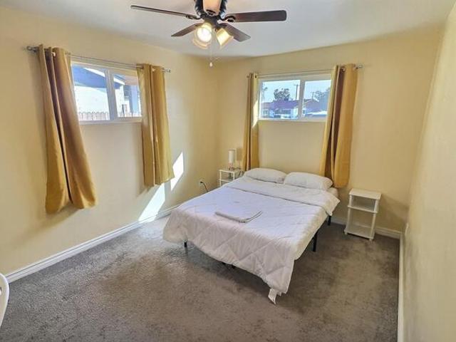 Prime Co Living Space Near Transit, Groceries & Restaurants