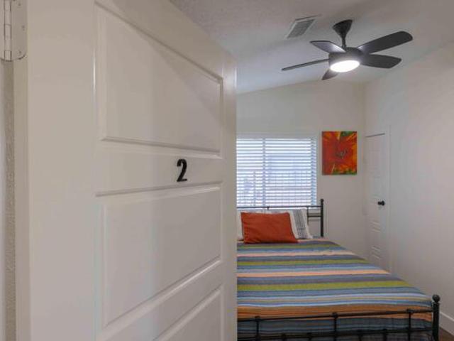 Prime Dallas Location |OAK CLIFFl Easy Transit | WI FI | Move In Ready ‼