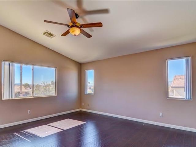 Prime Las Vegas Room for Rent!