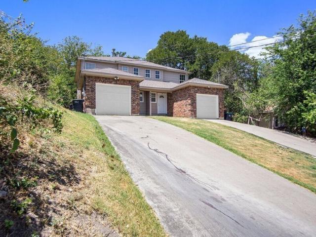 Prime Location! 3 Bed / 2 Bath Two Story Home Near Downtown