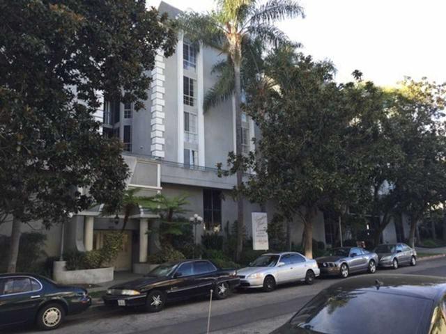 Prime Location | Clean & a Great Value Well 2 Bedroom Apartment for Rent at 1425 N Sierra Bonita Ave, Los Angeles, CA 90046 Hollywood Hills West