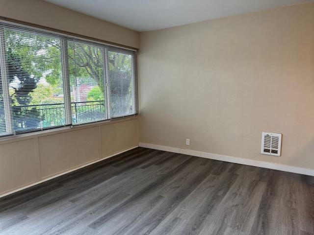 Prime location for walkable living near shops and restaurants! 1 Bedroom Apartment for Rent at 225 W Olympic Pl, Seattle, WA 98119 Lower Queen Anne