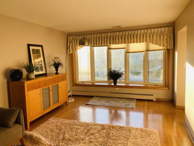 Prime Location in Jefferson Park – Next to Metra