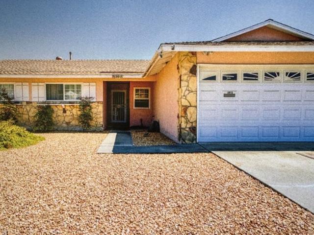 PRIME LOCATION! O'sideTri City Room Avail NOW!