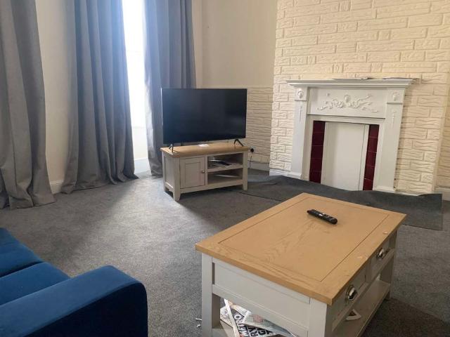 Prime location! Room 8