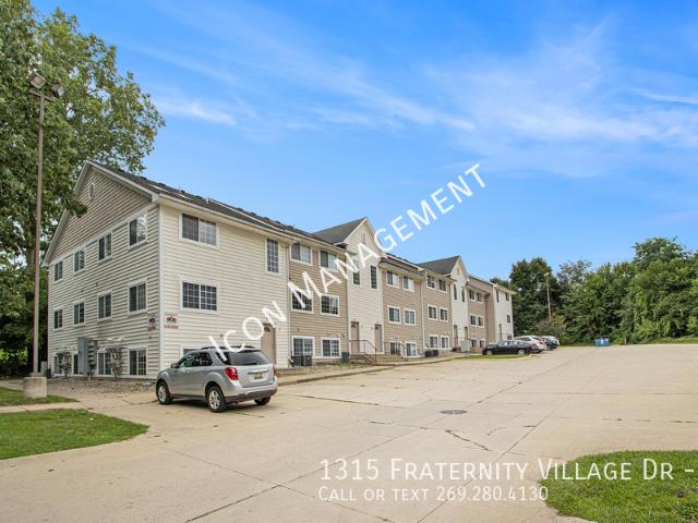 Prime off campus townhomes