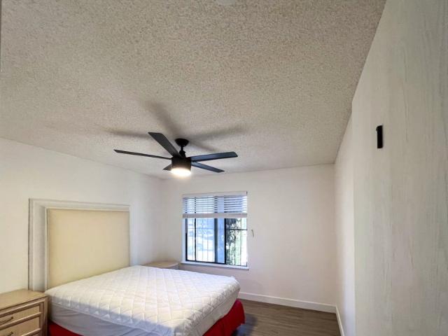 Prime Spot Near UNLV, Sunrise Hospital, Airport &