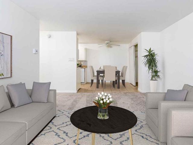 Prime Square Apartments and Townhomes 1 Bedroom Apartment for Rent at 4705 Wilmington Pike, Dayton, OH 45440