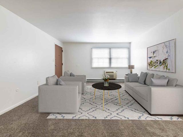 Prime Square Apartments and Townhomes 1 Bedroom Apartment for Rent at 4705 Wilmington Pike, Dayton, OH 45440
