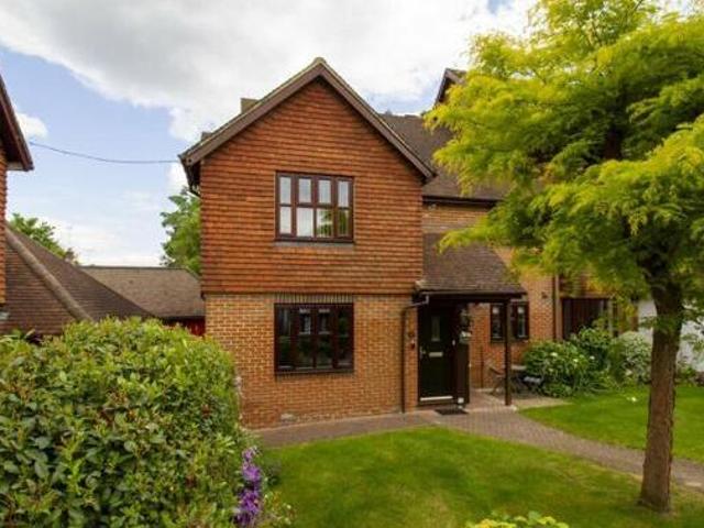 Primrose Walk, Fleet, 2 Bedroom Apartment