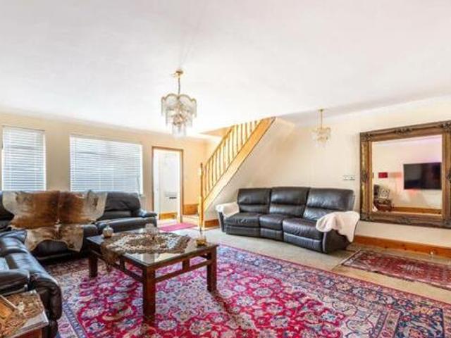 Primrose Way, Wembley, 3 Bedroom House