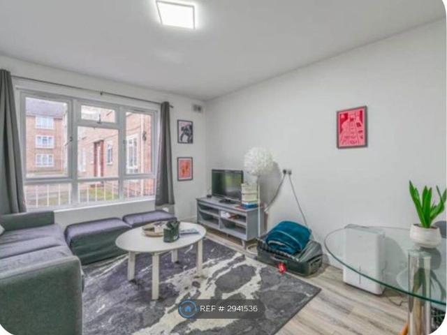 Primrose Court, London SW12, 2 bed flat to rent, £2,200 pcm | PrimeLocation