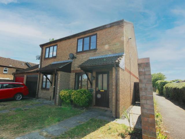 Primrose Drive, Thornbury, Bristol BS35, 2 bed terraced house to rent, £1,100 pcm | PrimeLocation
