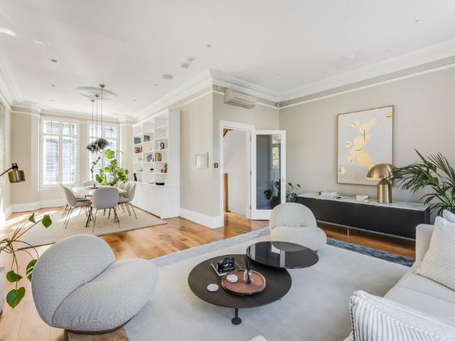 Primrose Gardens,, Belsize Park, London, NW3 4TP