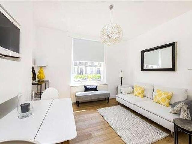 Primrose Hill, Fitzroy Road, NW1