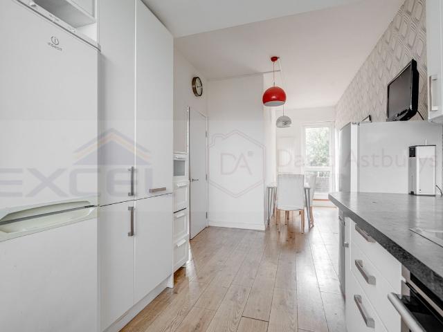 Primrose Hill Road, Primrose Hill, Camden, London NW3, 4 bed maisonette to rent, £4,600 pcm | PrimeLocation