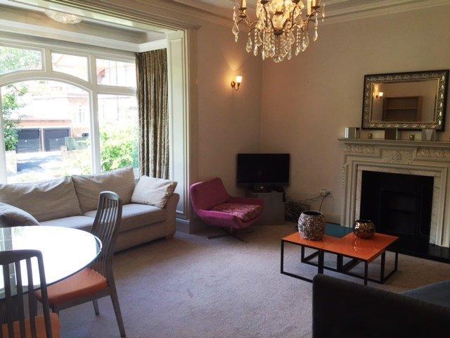 Primrose Hill Road, Primrose Hill NW3 2 bed flat to rent £2,578 pcm £595 pw