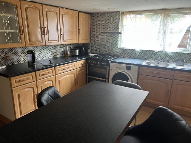 Primrose Lane, Leeds LS11, 2 bed terraced house to rent, £950 pcm | PrimeLocation