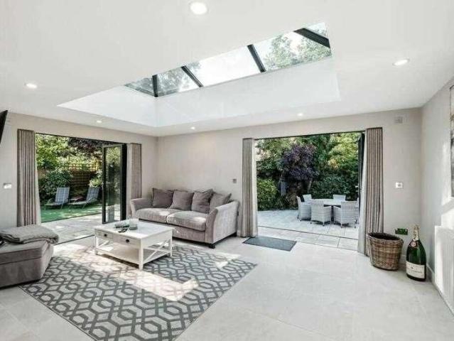 Primrose Lane, Solihull, B90