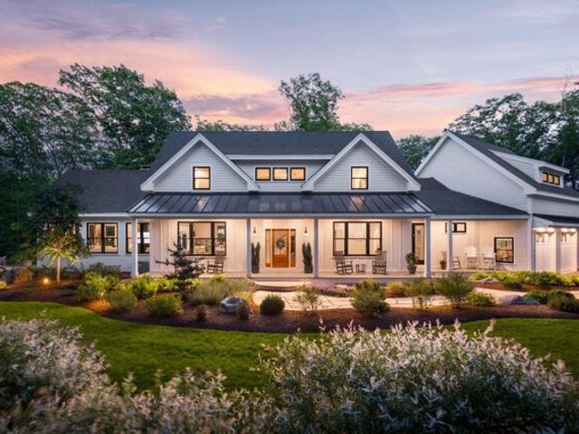 Primrose Ln, York, Home For Sale