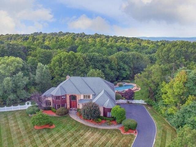 Primrose Ln, Bernards Twp, Home For Sale