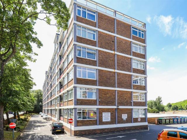 Princeton House, Wilford Lane, West Bridgford, Nottinghamshire, NG2 7RE | HoldenCopley