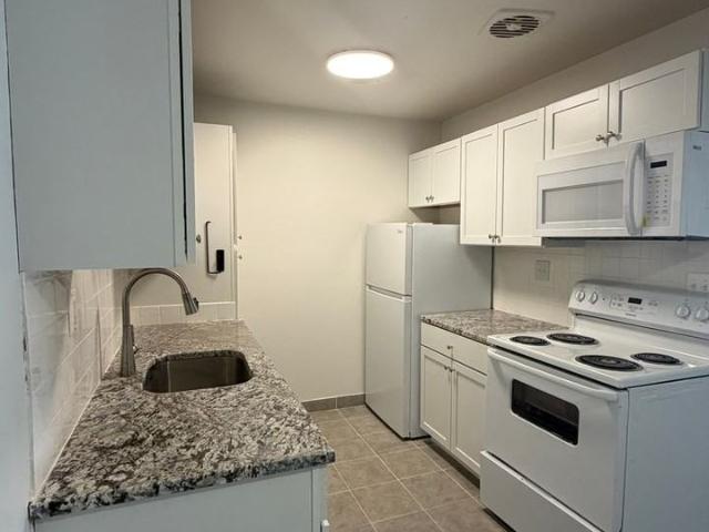 Princeton Square Apartments 1 Bedroom Apartment for Rent at 13300 Princeton St, Taylor, MI 48180 Taylor