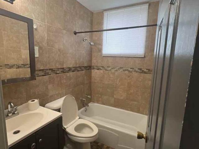 Princeton Place Apts 467 2 Bedroom Apartment for Rent at 467 Maryland Ave W, St. Paul, MN 55117 North of Maryland