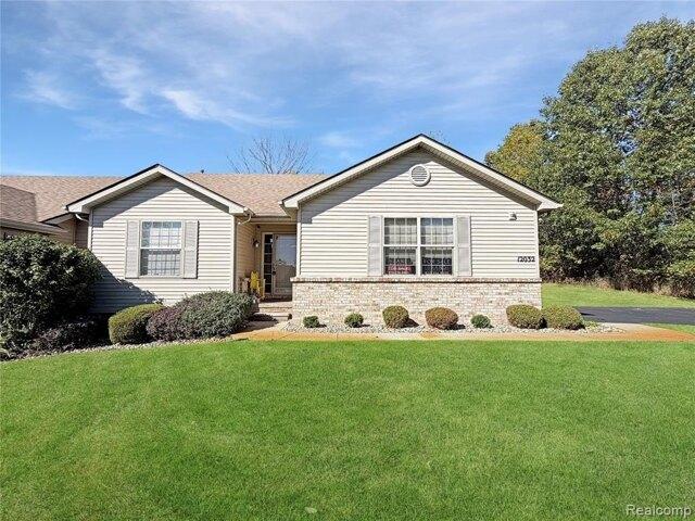 Princewood Dr, Fenton, Condo For Sale