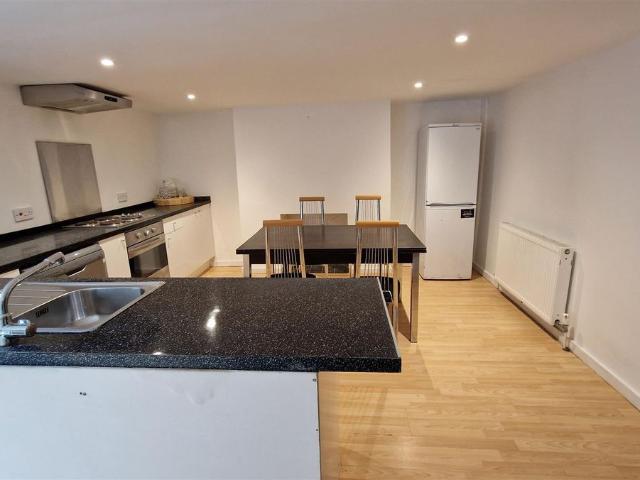 Prince Consort Road, Gateshead NE8, 2 bed maisonette to rent, £850 pcm | PrimeLocation